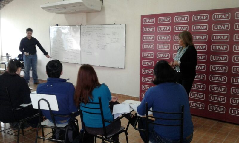 Curso de Estructura en la UPAP San Lorenzo, dirigido a alumnos de la ...